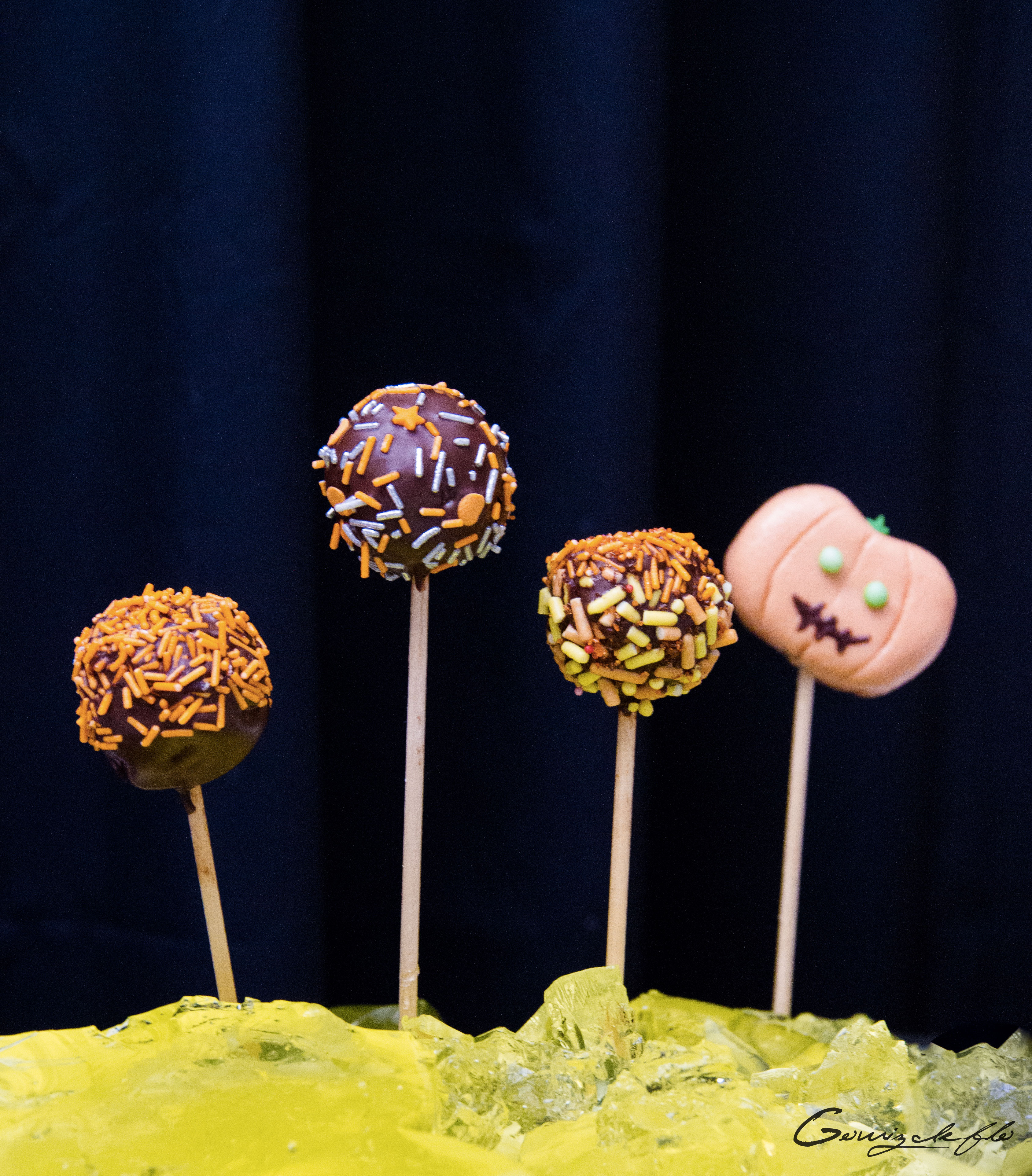 cake-pop-citrouille - Drôles de mums