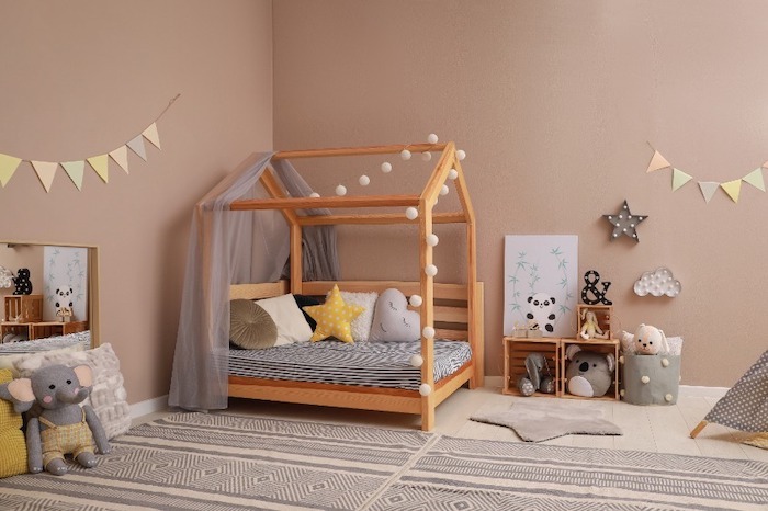 Lits Montessori : quel intérêt et comment bien choisir ? - Drôles de mums